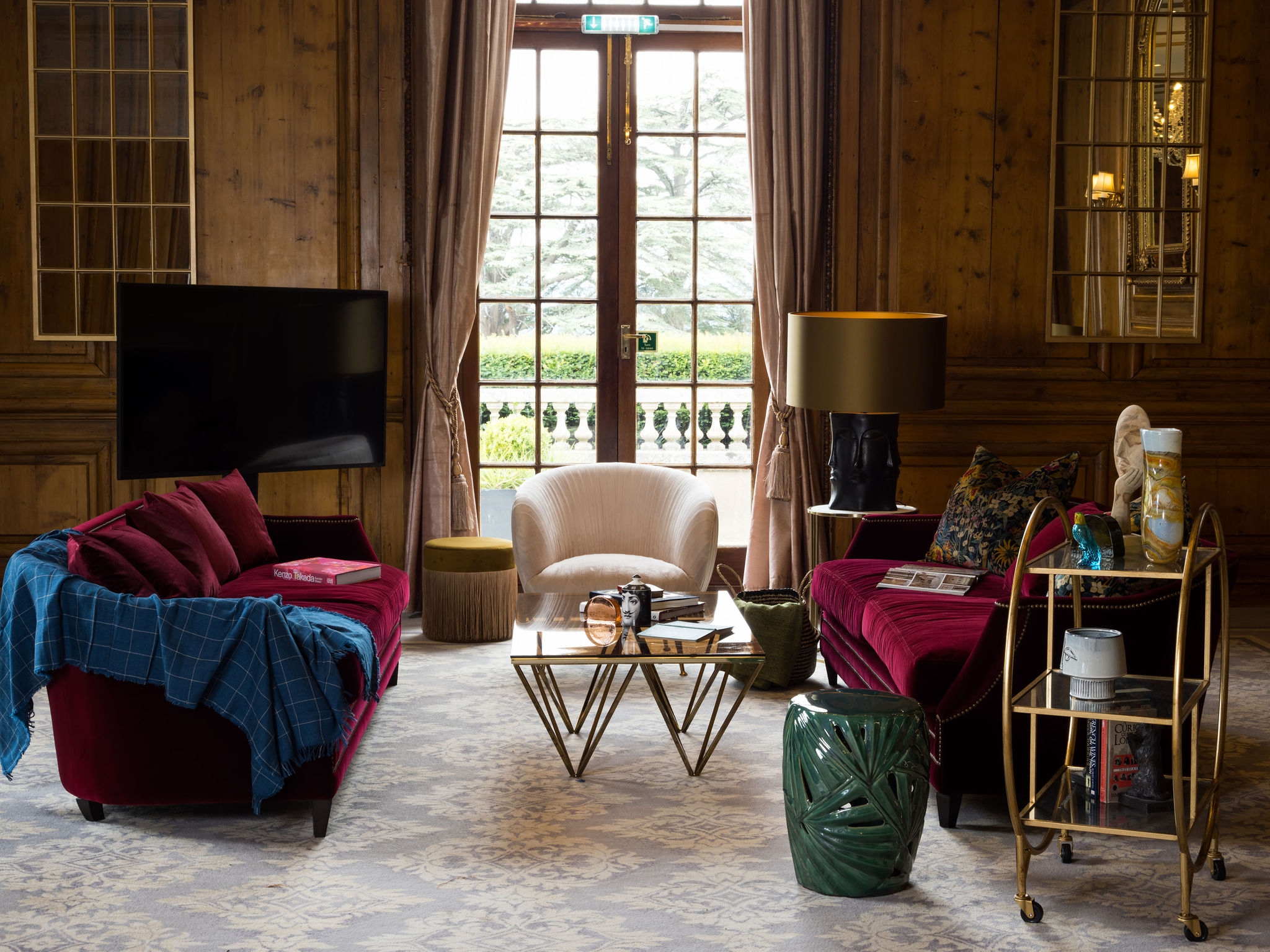 Residential Furniture Hire | Lounge and Linger Ltd